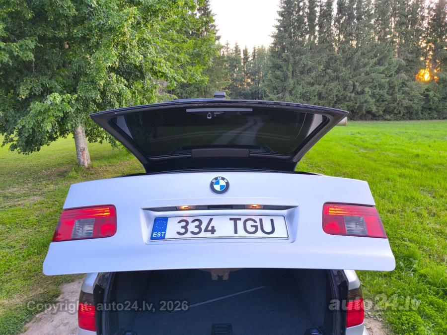 Pelēks BMW 5 Series 2003 Veru, ar dzinēja tilpumu 3.00 L un nobraukumu 394 tūkst. km par 4500 €, foto 12 vietnē AUTOMOTO.COM.LV