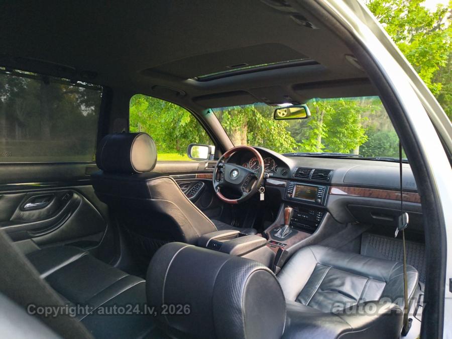 Pelēks BMW 5 Series 2003 Veru, ar dzinēja tilpumu 3.00 L un nobraukumu 394 tūkst. km par 4500 €, foto 17 vietnē AUTOMOTO.COM.LV