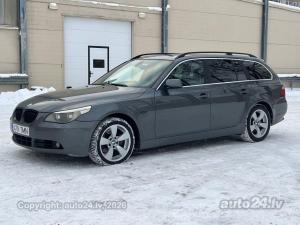 Pelēks BMW 5 Series 2004 Narva, ar dzinēja tilpumu 2.50 L un nobraukumu 444 tūkst. km par 1999 €, foto  vietnē AUTOMOTO.COM.LV