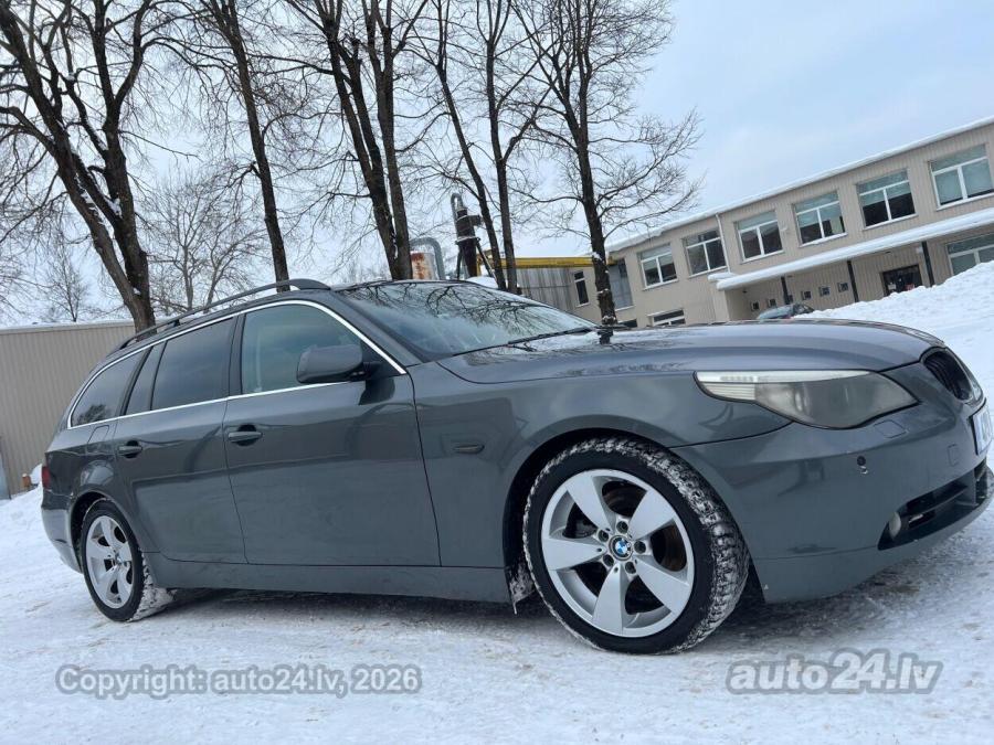 Pelēks BMW 5 Series 2004 Narva, ar dzinēja tilpumu 2.50 L un nobraukumu 444 tūkst. km par 1999 €, foto 18 vietnē AUTOMOTO.COM.LV