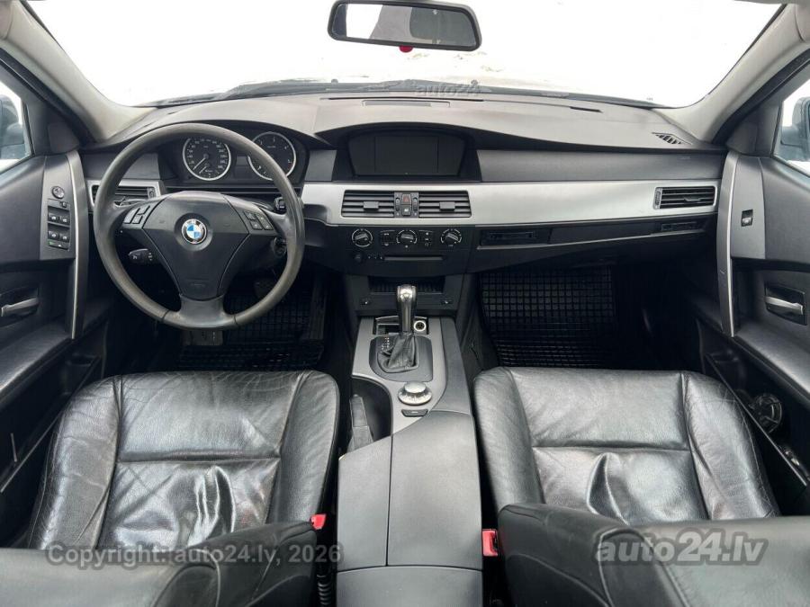Pelēks BMW 5 Series 2004 Narva, ar dzinēja tilpumu 2.50 L un nobraukumu 444 tūkst. km par 1999 €, foto 26 vietnē AUTOMOTO.COM.LV
