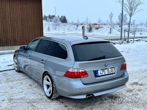 Pelēks BMW 5 Series 2004 Tartu, ar dzinēja tilpumu 2.50 L un nobraukumu 0 tūkst. km par 2690 €, foto 4 vietnē AUTOMOTO.COM.LV