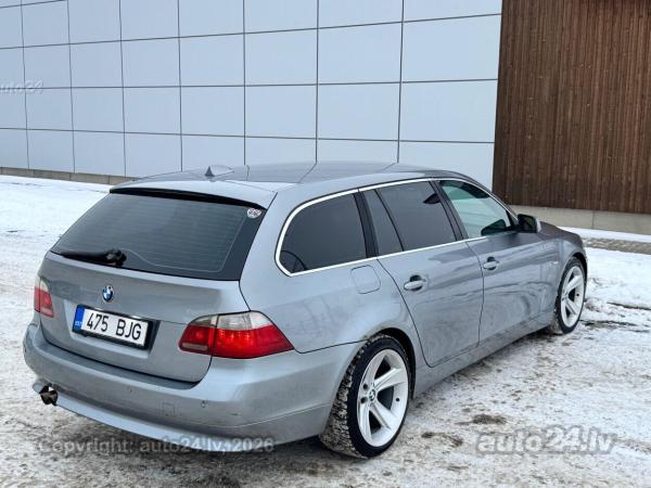 Pelēks BMW 5 Series 2004 Tartu, ar dzinēja tilpumu 2.50 L un nobraukumu 0 tūkst. km par 2690 €, foto 5 vietnē AUTOMOTO.COM.LV