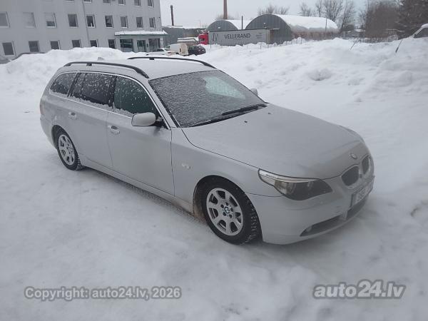 Pelēks BMW 5 Series 2004 Tapa, ar dzinēja tilpumu 2.50 L un nobraukumu 357 tūkst. km par 2999 €, foto 2 vietnē AUTOMOTO.COM.LV
