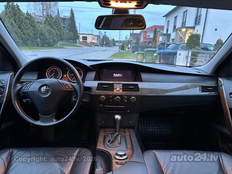 Pelēks BMW 5 Series 2004 Tartu, ar dzinēja tilpumu 2.50 L un nobraukumu 390 tūkst. km par 2999 €, foto 13 vietnē AUTOMOTO.COM.LV