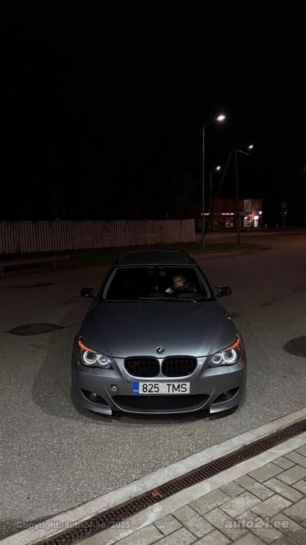 Grey BMW 5 Series 2005 in Voru, with an engine capacity of 3.00 L and mileage of 281 thousand km for 3500 €, photo 3 on AUTOMOTO.COM.LV