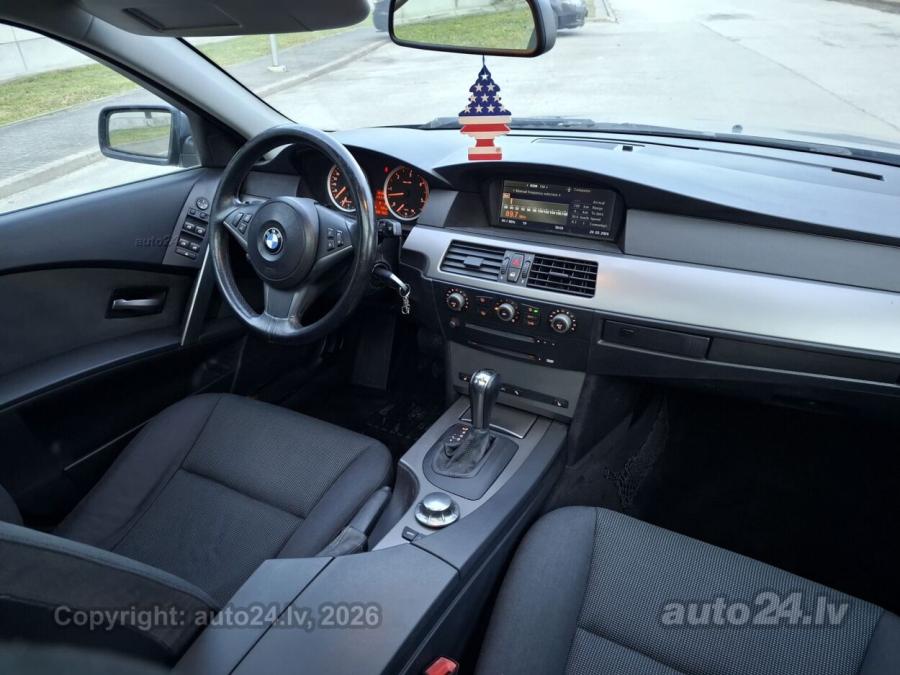 Pelēks BMW 5 Series 2005 Tartu, ar dzinēja tilpumu 3.00 L un nobraukumu 383 tūkst. km par 3800 €, foto 10 vietnē AUTOMOTO.COM.LV