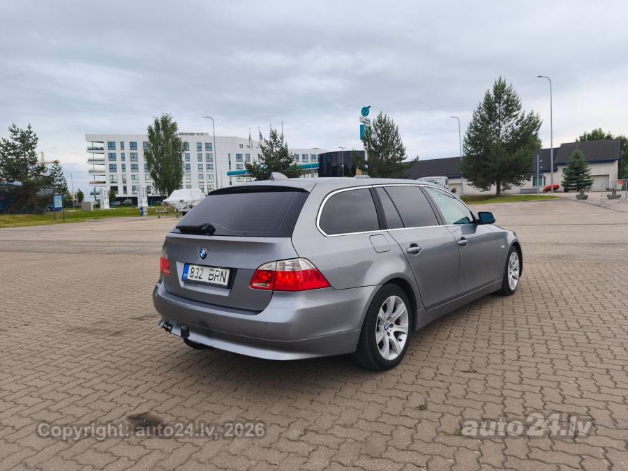 Pelēks BMW 5 Series 2005 Tartu, ar dzinēja tilpumu 2.50 L un nobraukumu 399 tūkst. km par 2900 €, foto 6 vietnē AUTOMOTO.COM.LV
