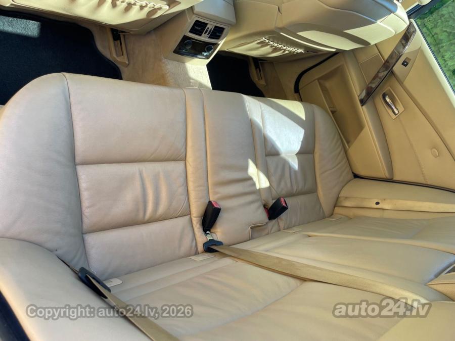 Pelēks BMW 5 Series 2005 Tallina, ar dzinēja tilpumu 3.00 L un nobraukumu 464 tūkst. km par 4000 €, foto 14 vietnē AUTOMOTO.COM.LV