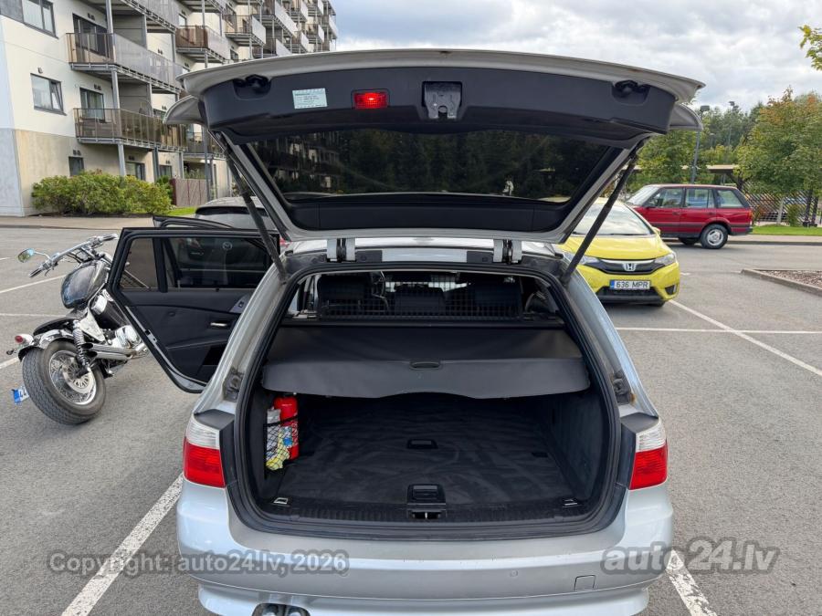 Grey BMW 5 Series 2006 in Tallinn, with an engine capacity of 2.50 L and mileage of 437 thousand km for 2300 €, photo 10 on AUTOMOTO.COM.LV