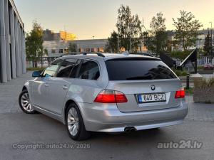 Pelēks BMW 5 Series 2007 Tallina, ar dzinēja tilpumu 3.00 L un nobraukumu 360 tūkst. km par 4750 €, foto 12 vietnē AUTOMOTO.COM.LV