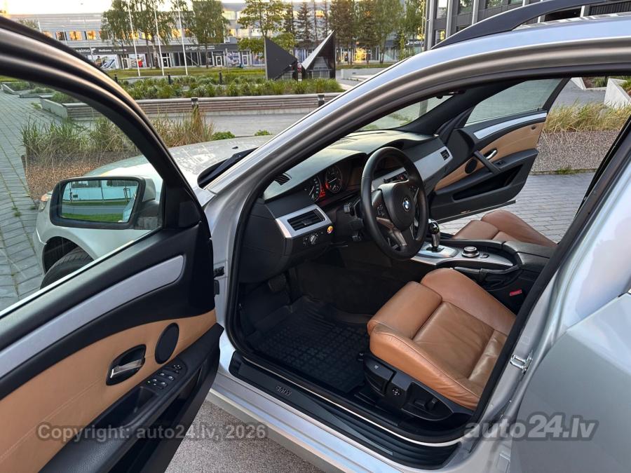 Pelēks BMW 5 Series 2007 Tallina, ar dzinēja tilpumu 3.00 L un nobraukumu 360 tūkst. km par 4750 €, foto 14 vietnē AUTOMOTO.COM.LV