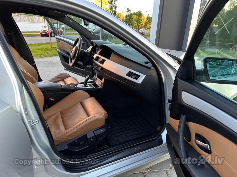 Pelēks BMW 5 Series 2007 Tallina, ar dzinēja tilpumu 3.00 L un nobraukumu 360 tūkst. km par 4750 €, foto 18 vietnē AUTOMOTO.COM.LV