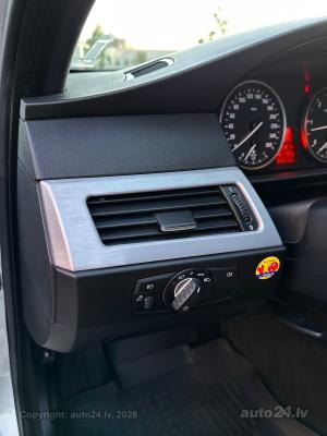 Pelēks BMW 5 Series 2007 Tallina, ar dzinēja tilpumu 3.00 L un nobraukumu 360 tūkst. km par 4750 €, foto 25 vietnē AUTOMOTO.COM.LV