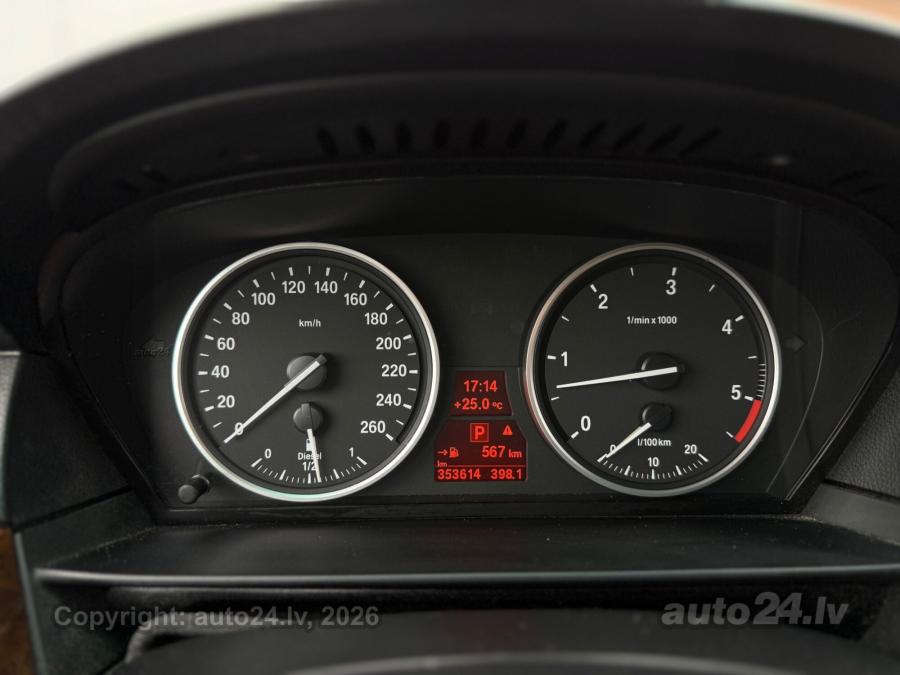 Pelēks BMW 5 Series 2007 Tartu, ar dzinēja tilpumu 3.00 L un nobraukumu 350 tūkst. km par 4500 €, foto 12 vietnē AUTOMOTO.COM.LV