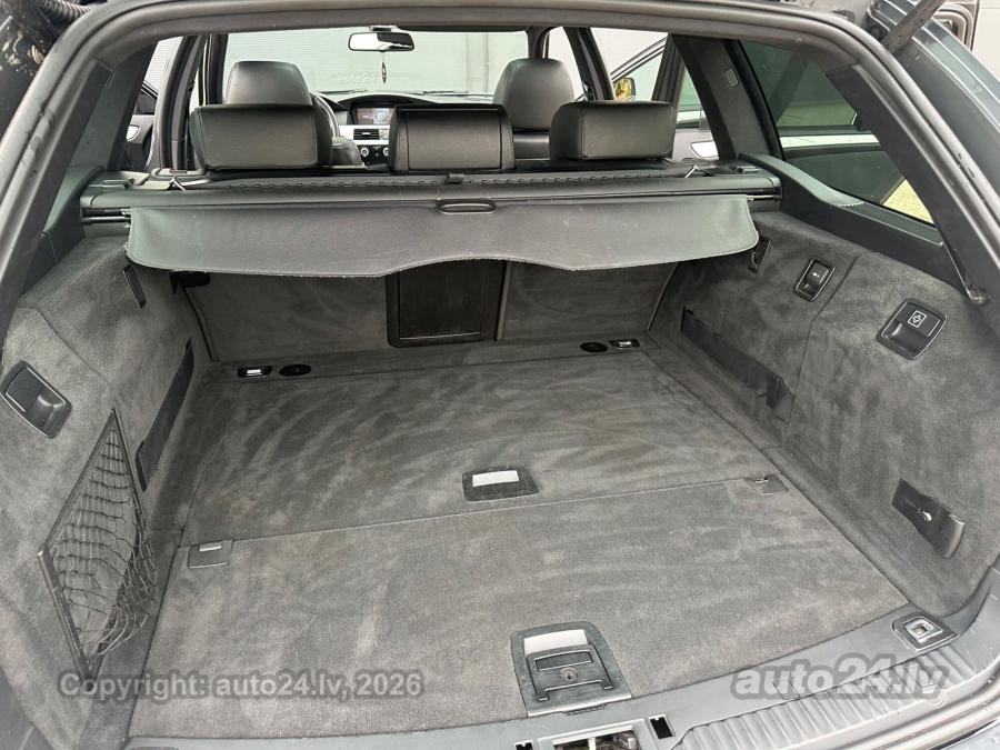 Серый БМВ 5 Серия 2007 в Таллин, объемом двигателя 3.00 л и пробегом 350 тыс. км за 8399 €, фото 28 на AUTOMOTO.COM.LV