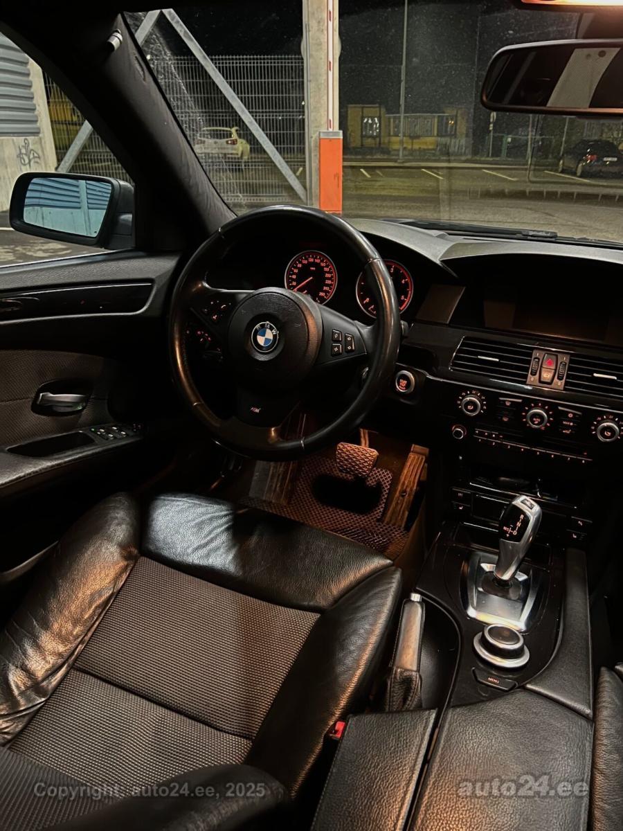 Pelēks BMW 5 Series 2008 Narva, ar dzinēja tilpumu 3.00 L un nobraukumu 420 tūkst. km par 4900 €, foto 11 vietnē AUTOMOTO.COM.LV