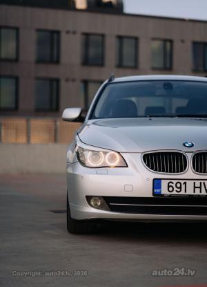 Pelēks BMW 5 Series 2008 Tartu, ar dzinēja tilpumu 3.00 L un nobraukumu 282 tūkst. km par 8200 €, foto 8 vietnē AUTOMOTO.COM.LV