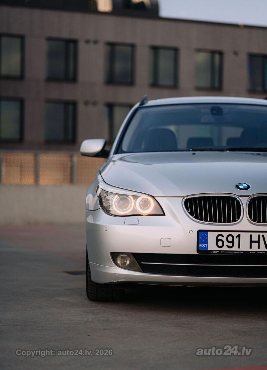 Pelēks BMW 5 Series 2008 Tartu, ar dzinēja tilpumu 3.00 L un nobraukumu 282 tūkst. km par 8200 €, foto 8 vietnē AUTOMOTO.COM.LV