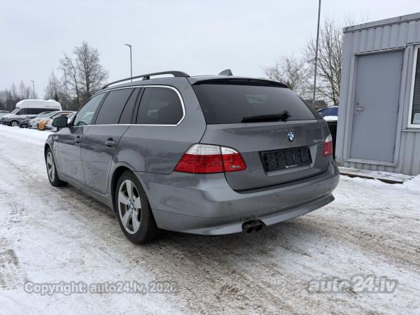 Pelēks BMW 5 Series 2009 Viljandi, ar dzinēja tilpumu 3.00 L un nobraukumu 299 tūkst. km par 5890 €, foto 3 vietnē AUTOMOTO.COM.LV