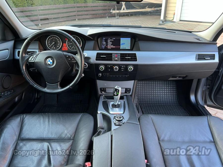 Pelēks BMW 5 Series 2009 Elva, ar dzinēja tilpumu 3.00 L un nobraukumu 340 tūkst. km par 5600 €, foto 12 vietnē AUTOMOTO.COM.LV