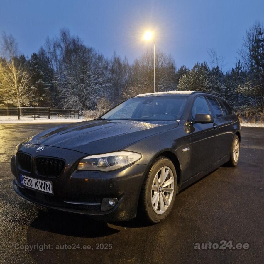 Pelēks BMW 5 Series 2010 Tartu, ar dzinēja tilpumu 3.00 L un nobraukumu 234 tūkst. km par 7990 €, foto 1 vietnē AUTOMOTO.COM.LV