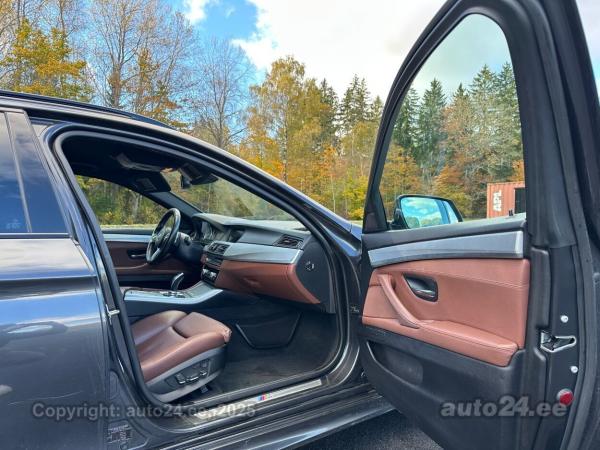 Pelēks BMW 5 Series 2011 Tallina, ar dzinēja tilpumu 3.00 L un nobraukumu 292 tūkst. km par 13250 €, foto 11 vietnē AUTOMOTO.COM.LV