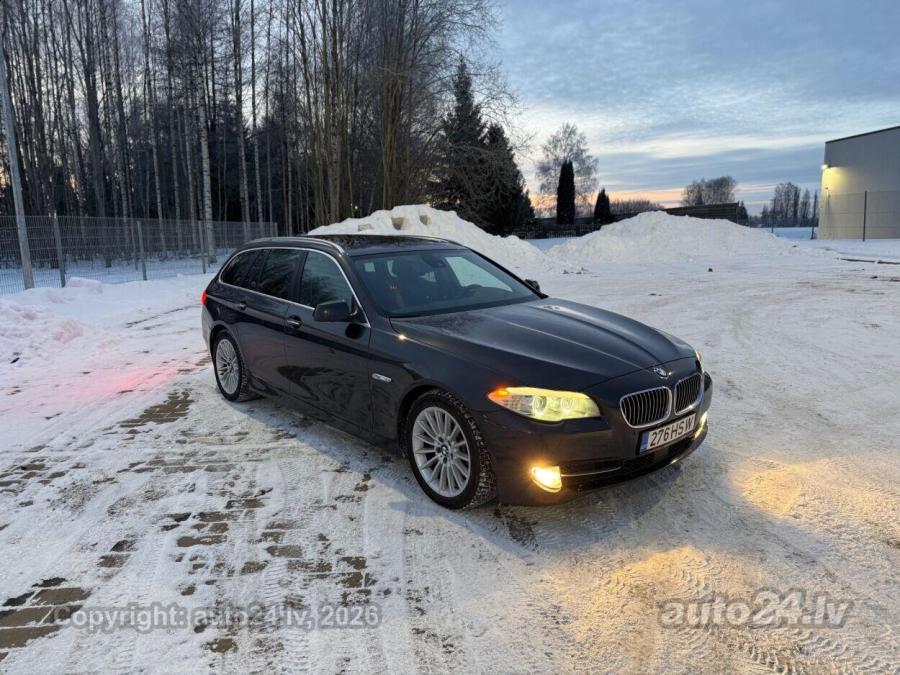 Grey BMW 5 Series 2011 in Tartu, with an engine capacity of 3.00 L and mileage of 300 thousand km for 8500 €, photo 7 on AUTOMOTO.COM.LV