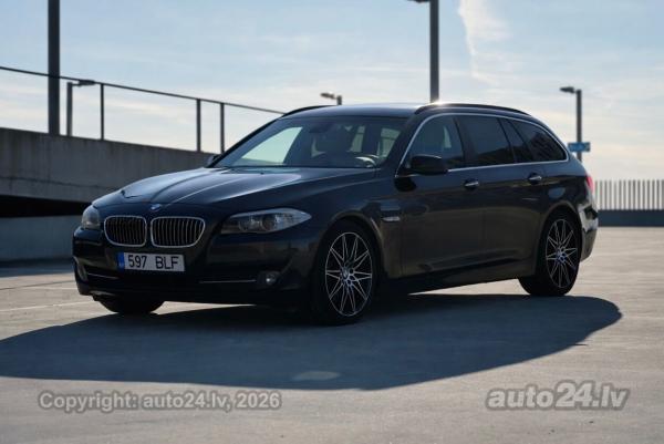 Pelēks BMW 5 Series 2011 Tallina, ar dzinēja tilpumu 2.00 L un nobraukumu 409 tūkst. km par 6800 €, foto 3 vietnē AUTOMOTO.COM.LV