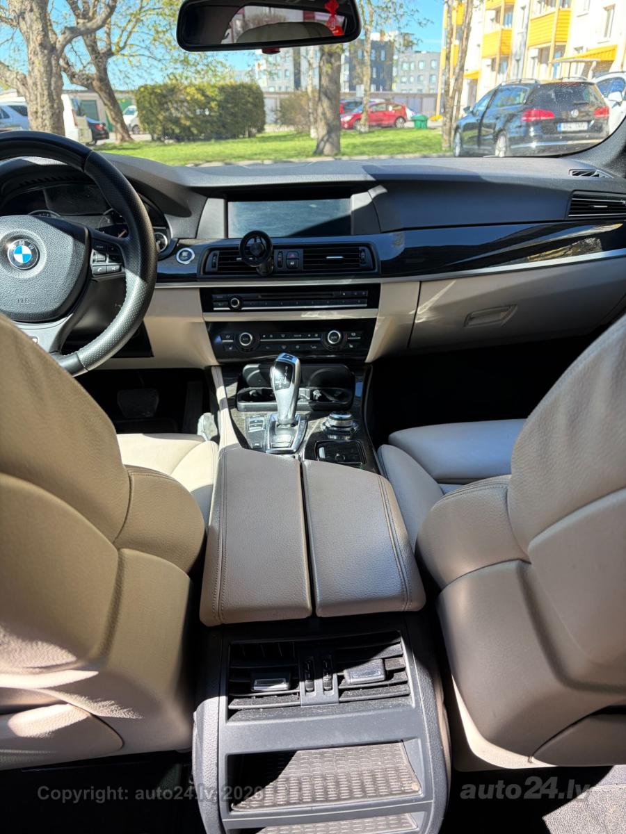 Pelēks BMW 5 Series 2011 Tallina, ar dzinēja tilpumu 3.00 L un nobraukumu 338 tūkst. km par 13500 €, foto 12 vietnē AUTOMOTO.COM.LV
