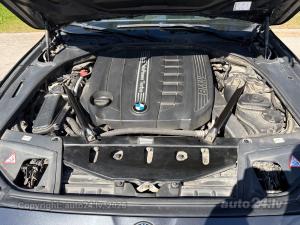Pelēks BMW 5 Series 2011 Tallina, ar dzinēja tilpumu 3.00 L un nobraukumu 338 tūkst. km par 13500 €, foto 22 vietnē AUTOMOTO.COM.LV