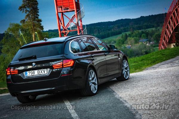 Grey BMW 5 Series 2011 in Tallinn, with an engine capacity of 3.00 L and mileage of 400 thousand km for 10499 €, photo 2 on AUTOMOTO.COM.LV