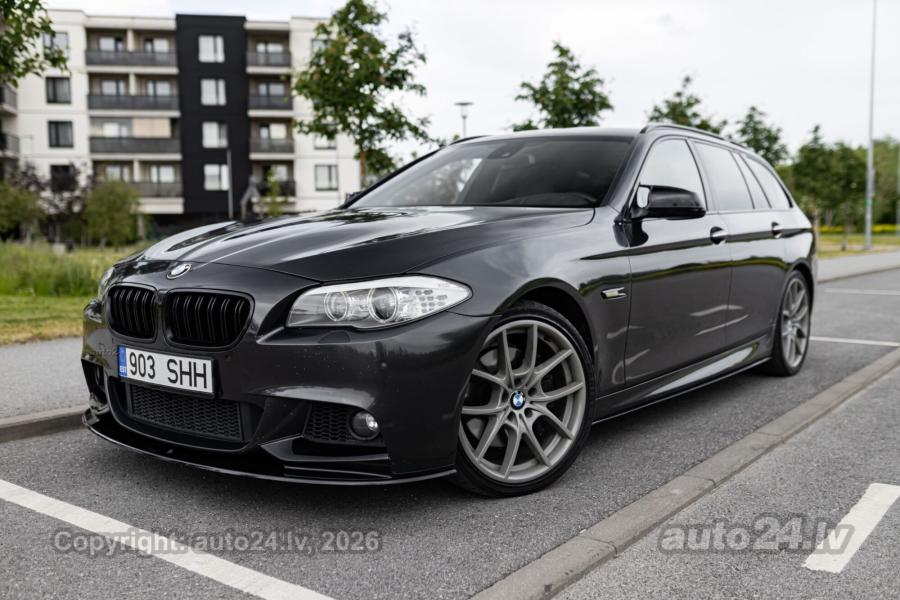 Pelēks BMW 5 Series 2011 Tallina, ar dzinēja tilpumu 3.00 L un nobraukumu 303 tūkst. km par 10999 €, foto 4 vietnē AUTOMOTO.COM.LV