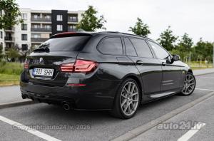 Pelēks BMW 5 Series 2011 Tallina, ar dzinēja tilpumu 3.00 L un nobraukumu 303 tūkst. km par 10999 €, foto 7 vietnē AUTOMOTO.COM.LV