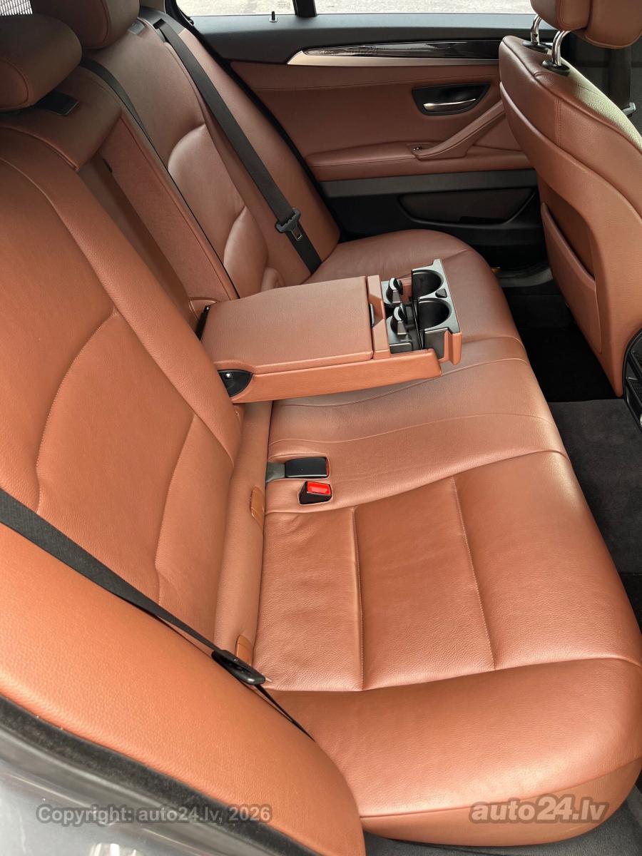 Grey BMW 5 Series 2011 in Tallinn, with an engine capacity of 3.00 L and mileage of 365 thousand km for 9800 €, photo 7 on AUTOMOTO.COM.LV