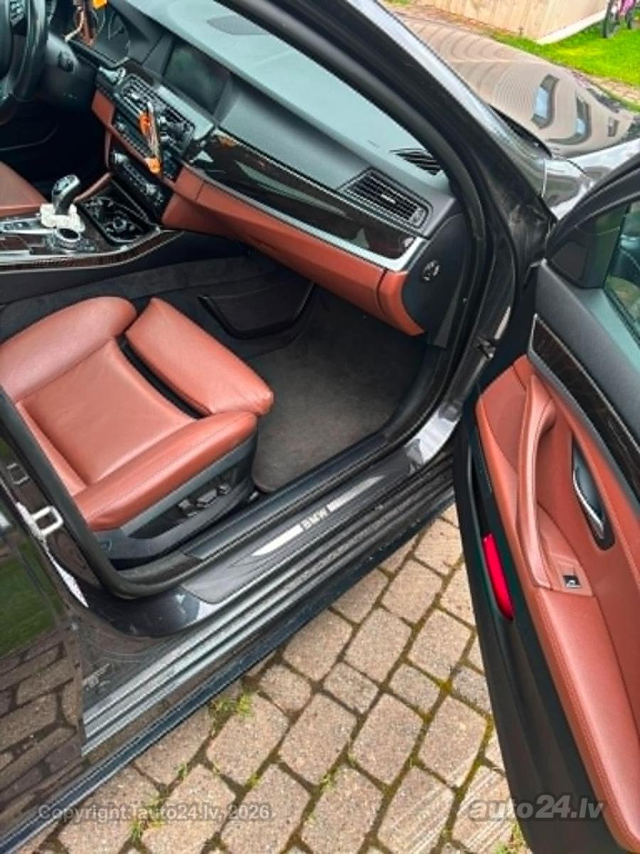 Pelēks BMW 5 Series 2011 Tartu, ar dzinēja tilpumu 2.00 L un nobraukumu 291 tūkst. km par 9998 €, foto 16 vietnē AUTOMOTO.COM.LV