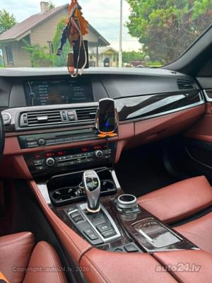 Pelēks BMW 5 Series 2011 Tartu, ar dzinēja tilpumu 2.00 L un nobraukumu 291 tūkst. km par 9998 €, foto 20 vietnē AUTOMOTO.COM.LV
