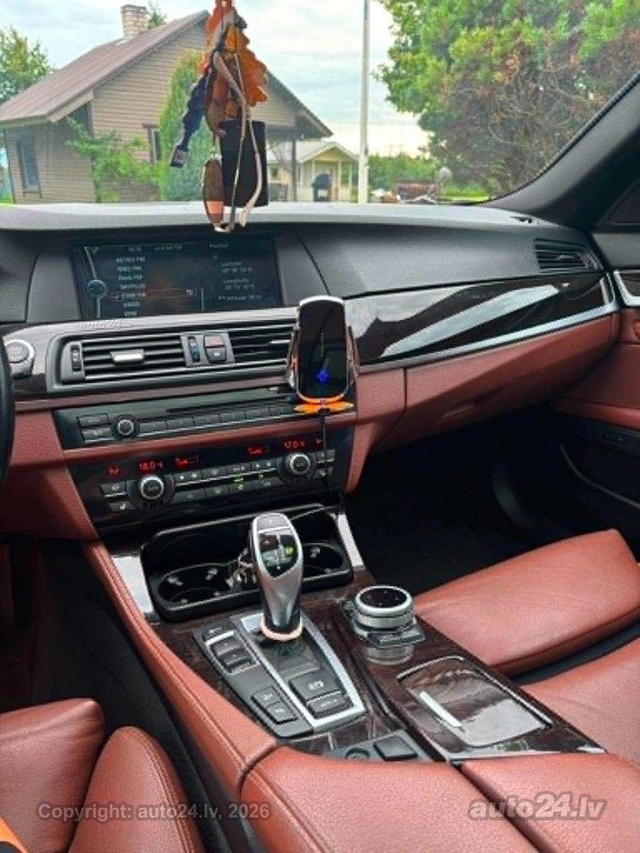 Pelēks BMW 5 Series 2011 Tartu, ar dzinēja tilpumu 2.00 L un nobraukumu 291 tūkst. km par 9998 €, foto 20 vietnē AUTOMOTO.COM.LV