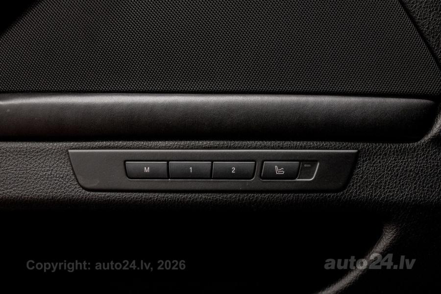Pelēks BMW 5 Series 2011 Pērnava, ar dzinēja tilpumu 3.00 L un nobraukumu 327 tūkst. km par 10900 €, foto 27 vietnē AUTOMOTO.COM.LV