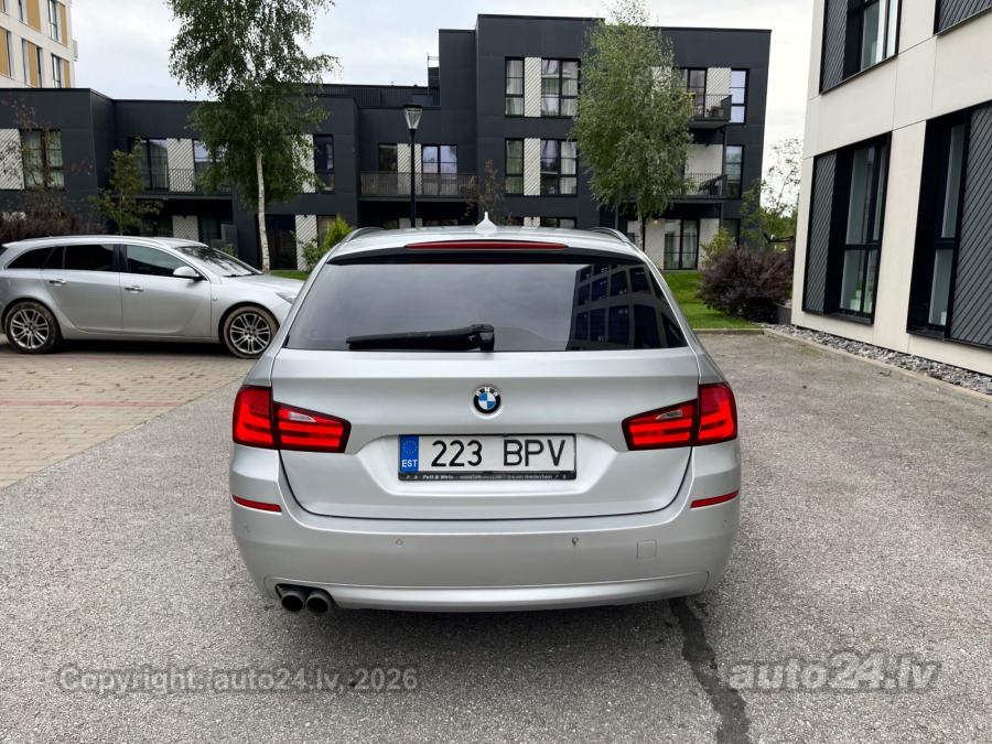 Pelēks BMW 5 Series 2011 Tartu, ar dzinēja tilpumu 3.00 L un nobraukumu 340 tūkst. km par 6999 €, foto 9 vietnē AUTOMOTO.COM.LV
