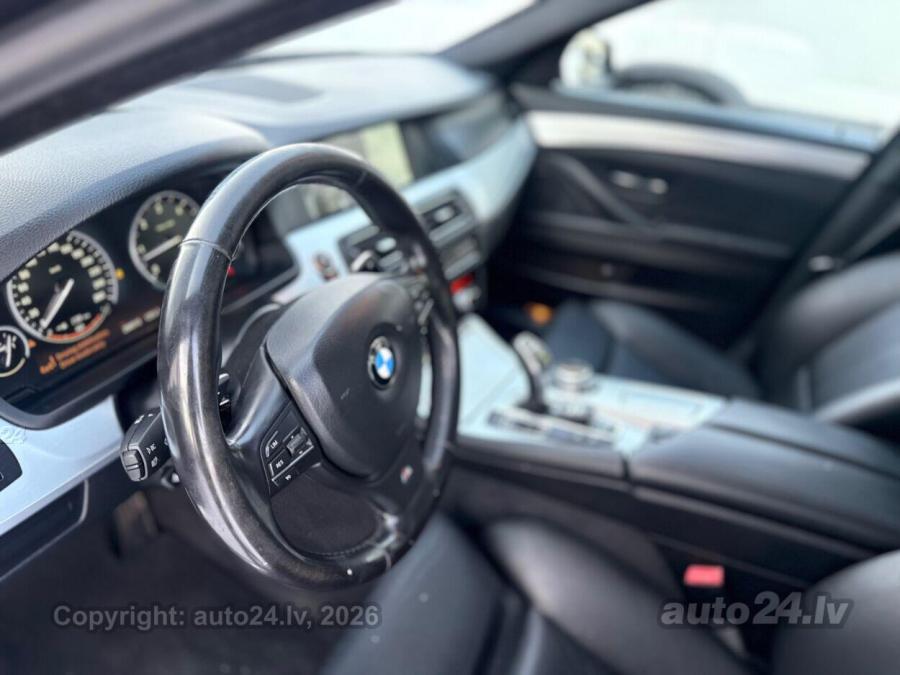 Grey BMW 5 Series 2012 in Viljandi, with an engine capacity of 3.00 L and mileage of 298 thousand km for 10999 €, photo 8 on AUTOMOTO.COM.LV