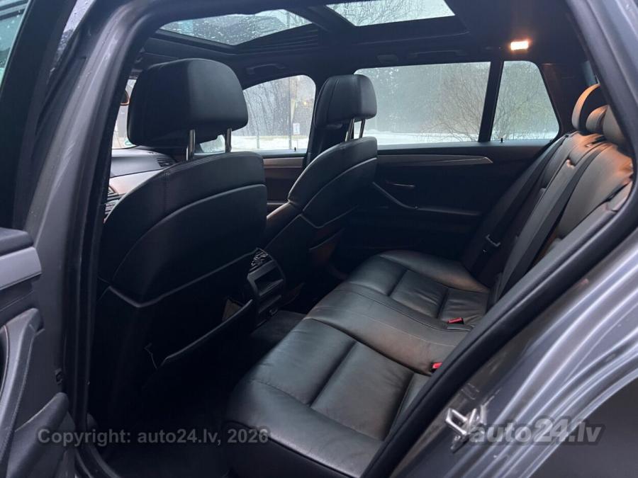 Grey BMW 5 Series 2012 in Tartu, with an engine capacity of 3.00 L and mileage of 349 thousand km for 7500 €, photo 12 on AUTOMOTO.COM.LV