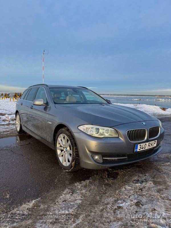 Pelēks BMW 5 Series 2012 Tallina, ar dzinēja tilpumu 3.00 L un nobraukumu 284 tūkst. km par 10500 €, foto 2 vietnē AUTOMOTO.COM.LV