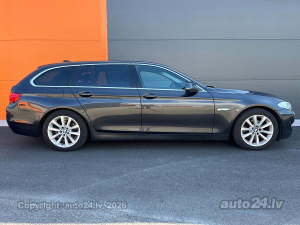 Pelēks BMW 5 Series 2012 Kuresāre, ar dzinēja tilpumu 2.00 L un nobraukumu 278 tūkst. km par 7990 €, foto 7 vietnē AUTOMOTO.COM.LV