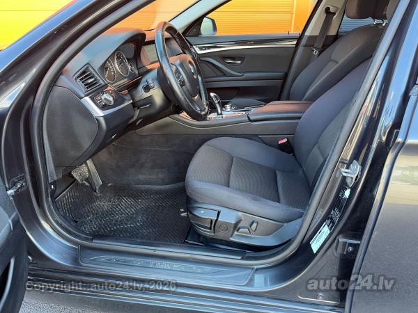 Pelēks BMW 5 Series 2012 Kuresāre, ar dzinēja tilpumu 2.00 L un nobraukumu 278 tūkst. km par 7990 €, foto 9 vietnē AUTOMOTO.COM.LV