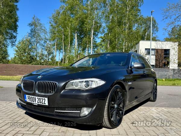 Grey BMW 5 Series 2012 in Tallinn, with an engine capacity of 3.00 L and mileage of 240 thousand km for 11900 €, photo 1 on AUTOMOTO.COM.LV