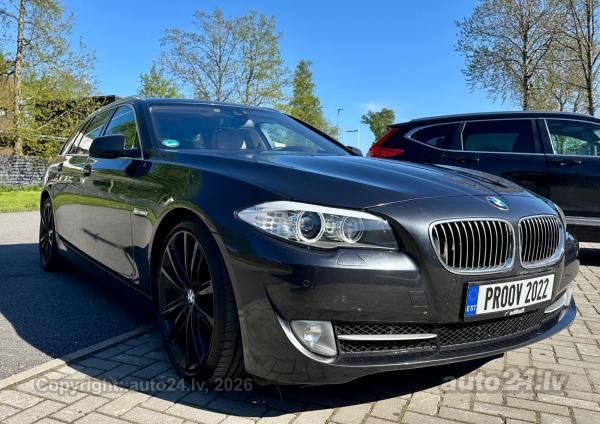 Grey BMW 5 Series 2012 in Tallinn, with an engine capacity of 3.00 L and mileage of 240 thousand km for 11900 €, photo 2 on AUTOMOTO.COM.LV