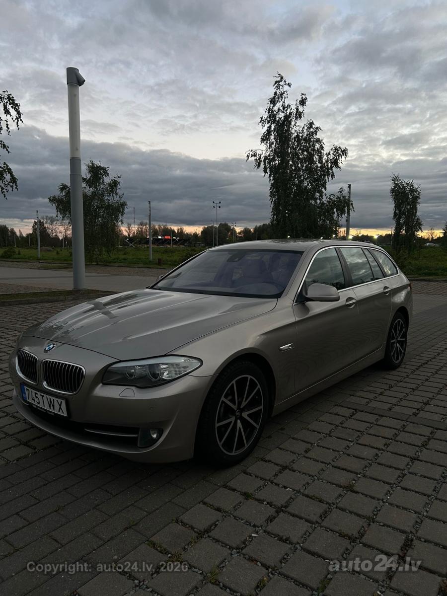 Pelēks BMW 5 Series 2012 Tallina, ar dzinēja tilpumu 3.00 L un nobraukumu 316 tūkst. km par 9500 €, foto 5 vietnē AUTOMOTO.COM.LV