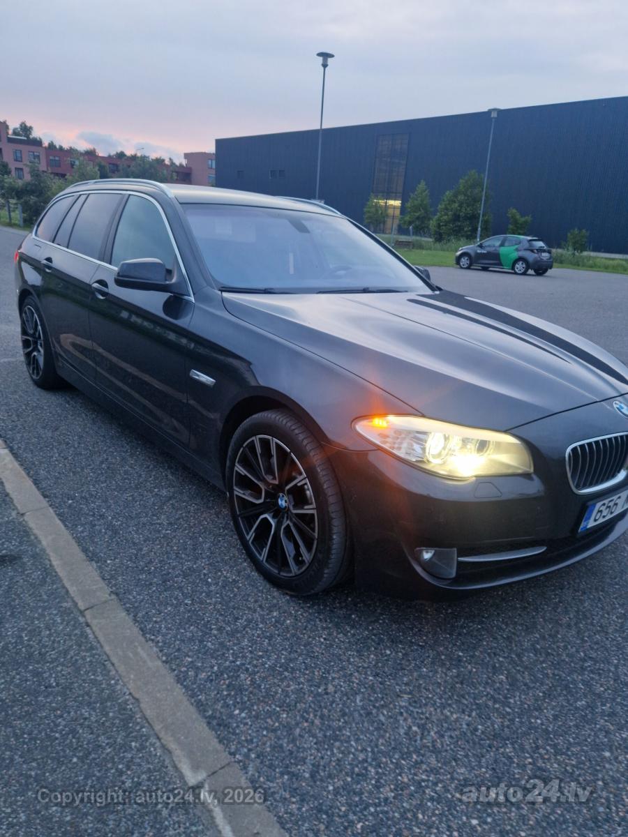 Grey BMW 5 Series 2012 in Tallinn, with an engine capacity of 3.00 L and mileage of 244 thousand km for 13000 €, photo 5 on AUTOMOTO.COM.LV