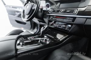Pelēks BMW 5 Series 2012 Tallina, ar dzinēja tilpumu 3.00 L un nobraukumu 261 tūkst. km par 11990 €, foto 15 vietnē AUTOMOTO.COM.LV